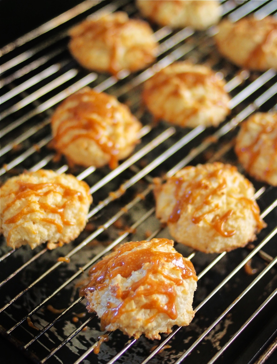 Salted Caramel Macaroons | Forbidden Rice Blog